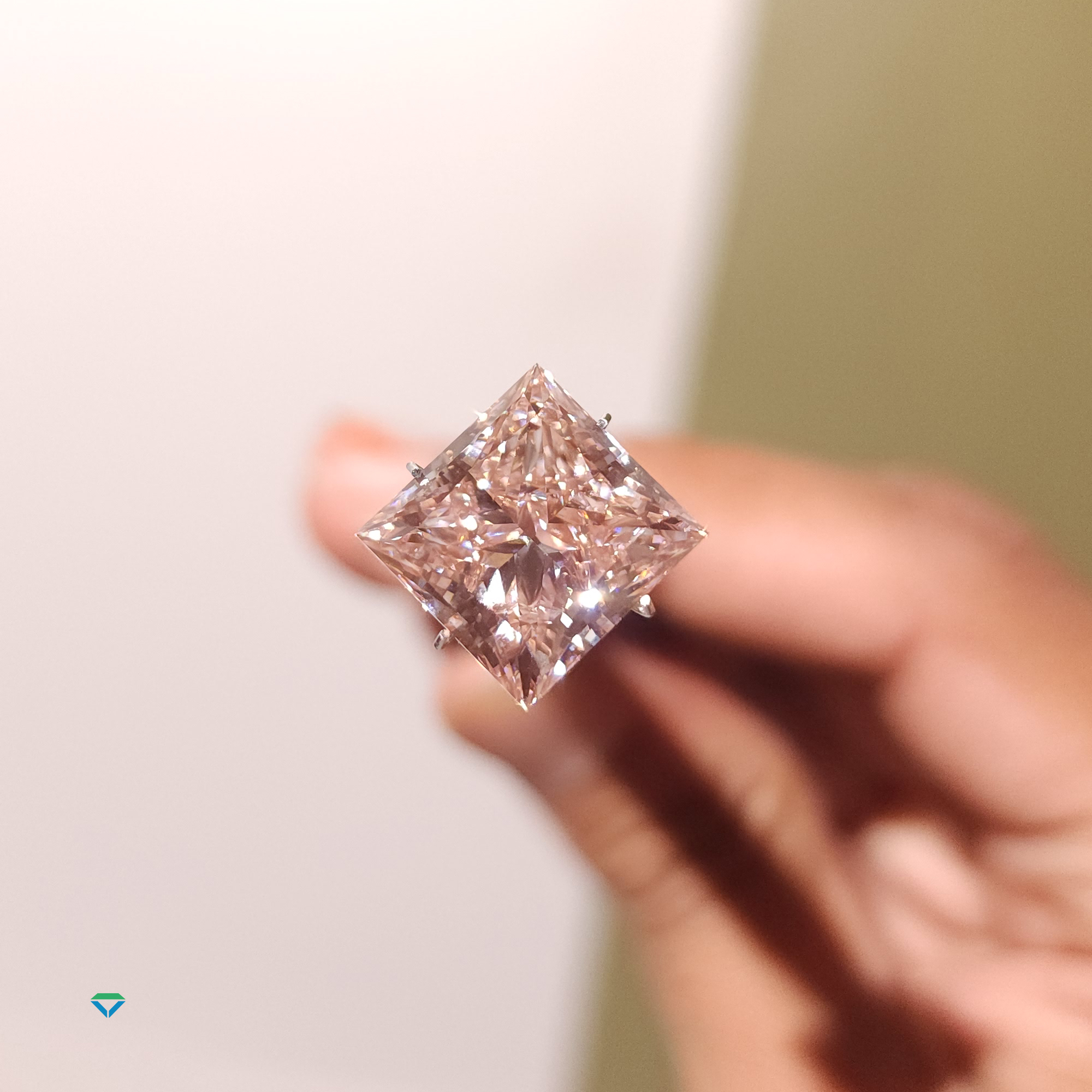 Your Guide To Choose Lab Grown Pink Diamond Engagement Ring